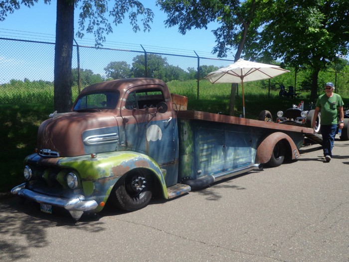 Theme Tuesday: Cab Over Engine Trucks - Stance Is Everything