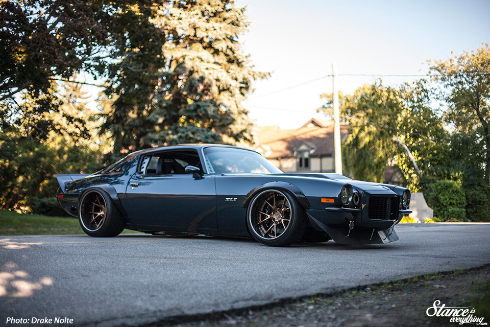 cyrious-garage-world-war-z-camaro-9-dn - Stance Is Everything