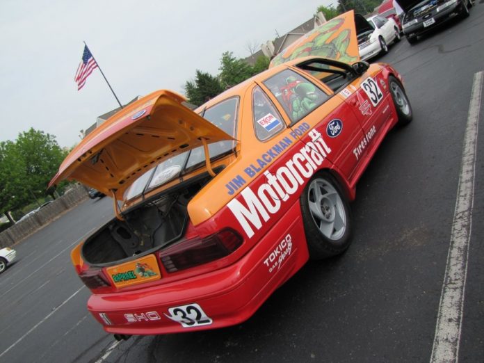 Theme Tuesdays: Ford Taurus - Stance Is Everything