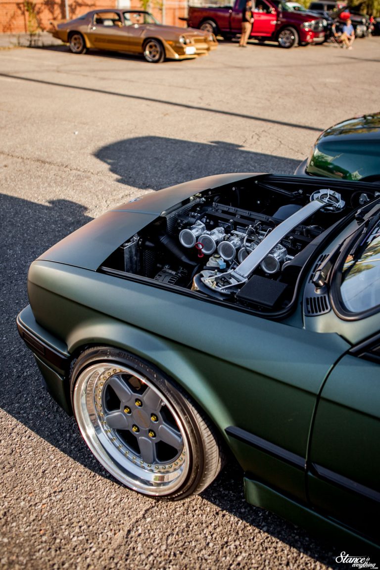 S52 Swapped BMW E30 Coupe - Stance Is Everything